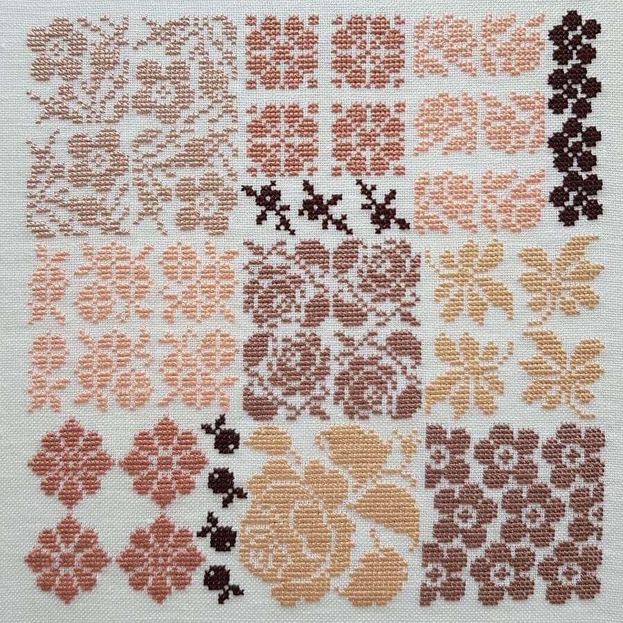 Quadrate mit Blüten in 6 Rosatönen | Stickvorlage | Stickpackung ...